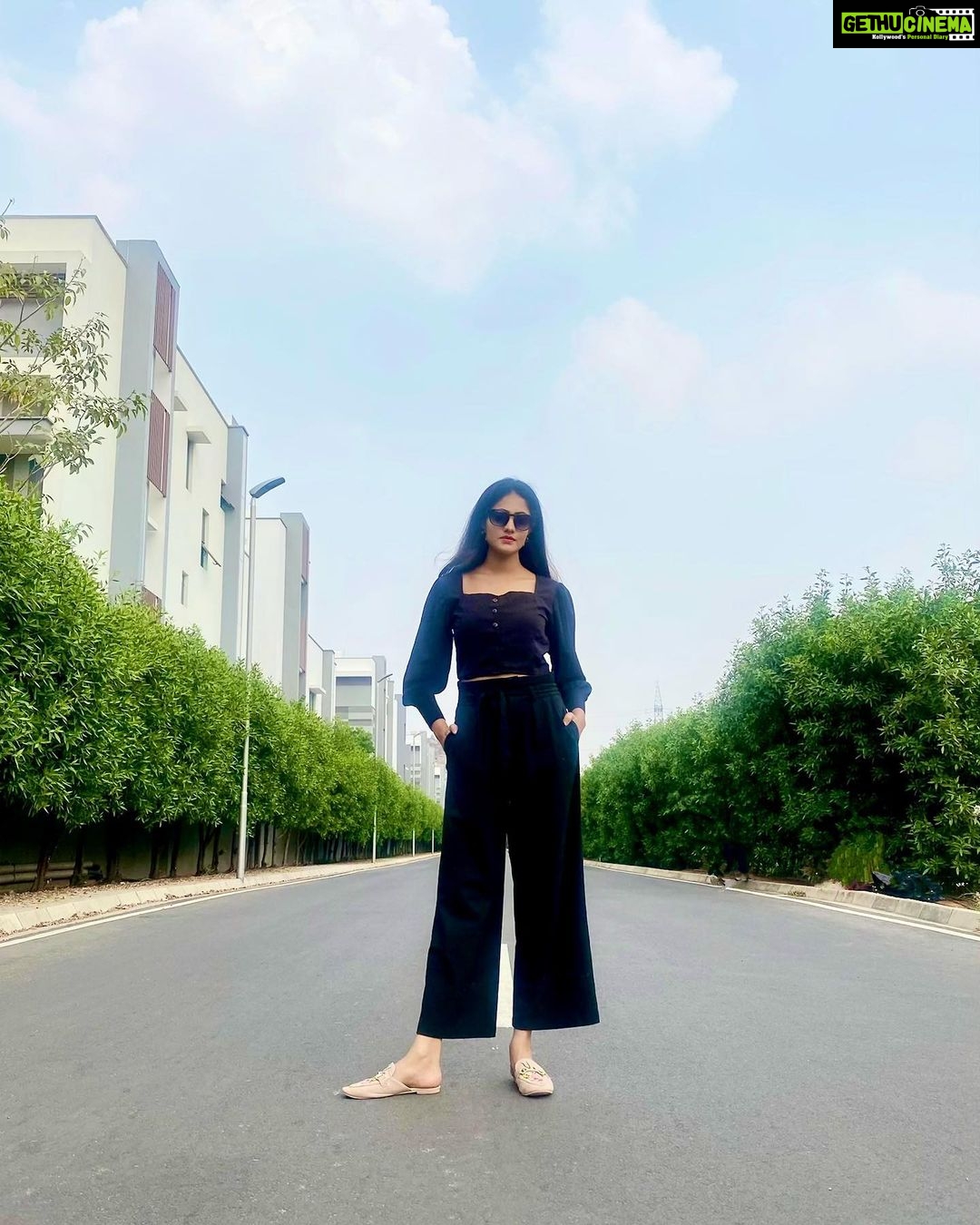 Actress Deepthi Manne HD Instagram Photos and Wallpapers August 2021 ...