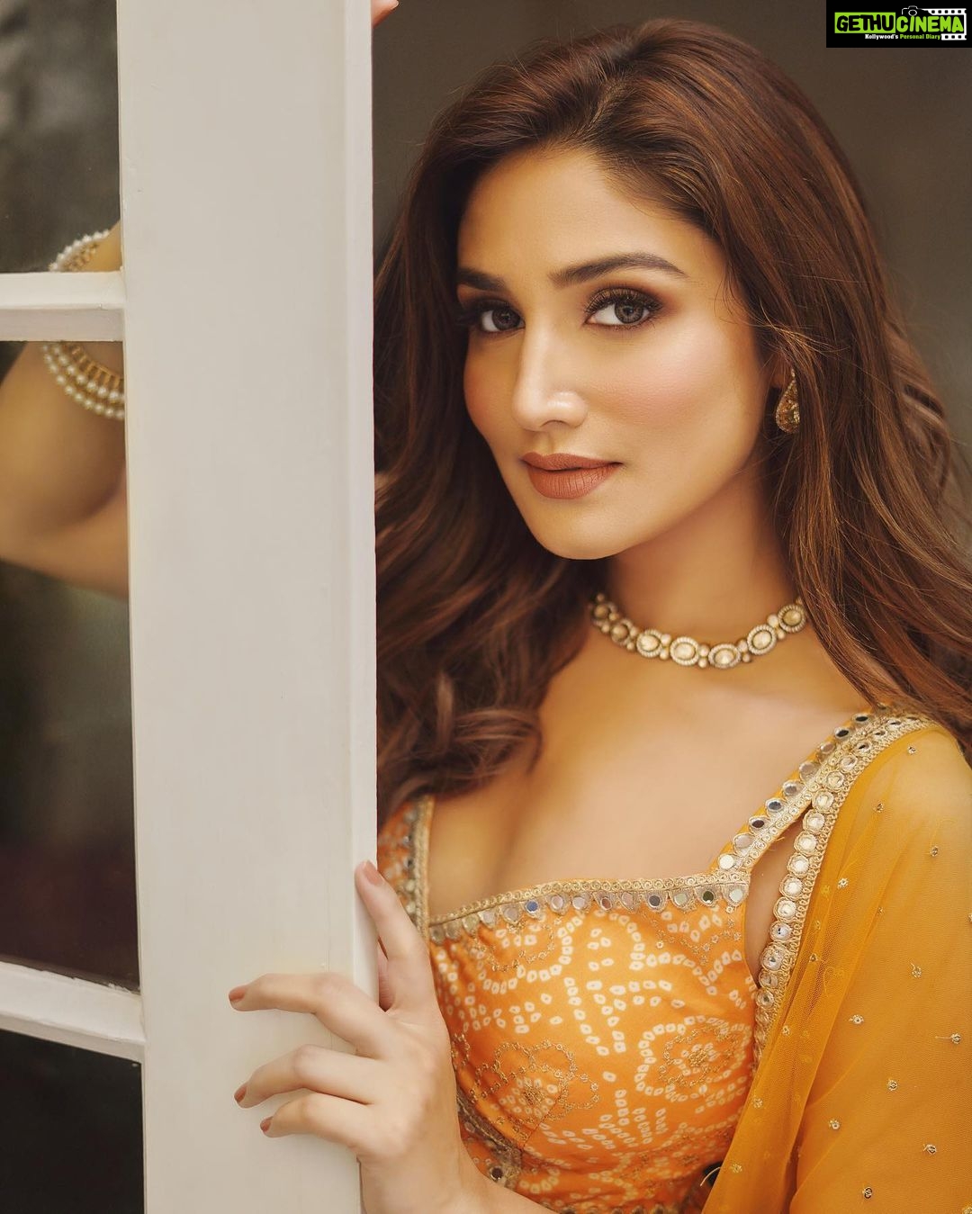 Donal Bisht Instagram – Eid Mubarak 🌙 ...