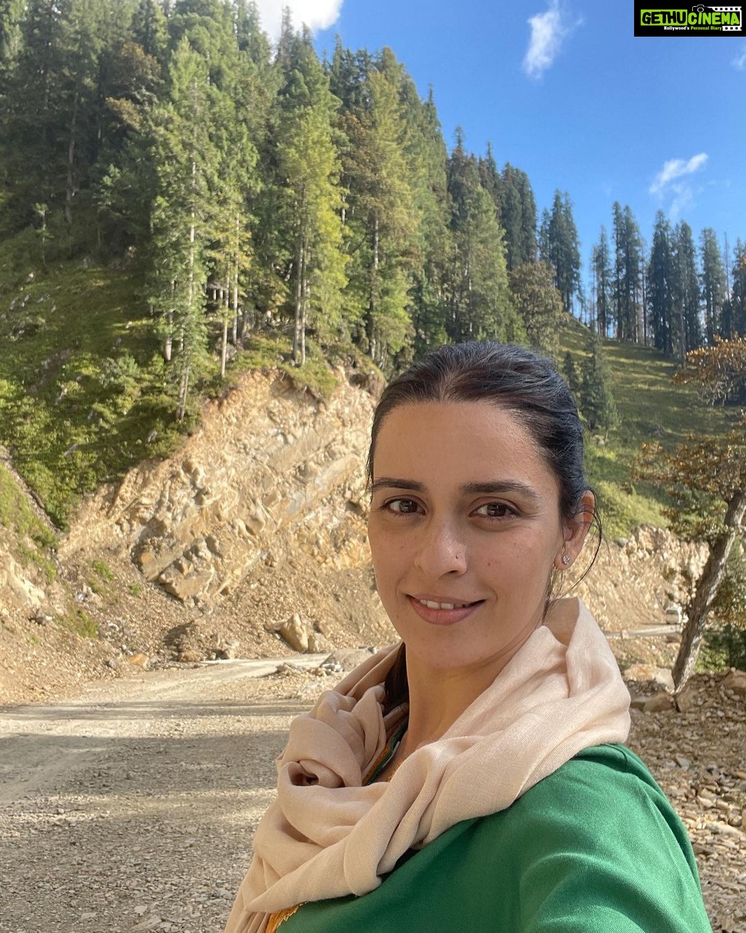 Actress Ekta Kaul HD Instagram Photos and Wallpapers December 2022 ...