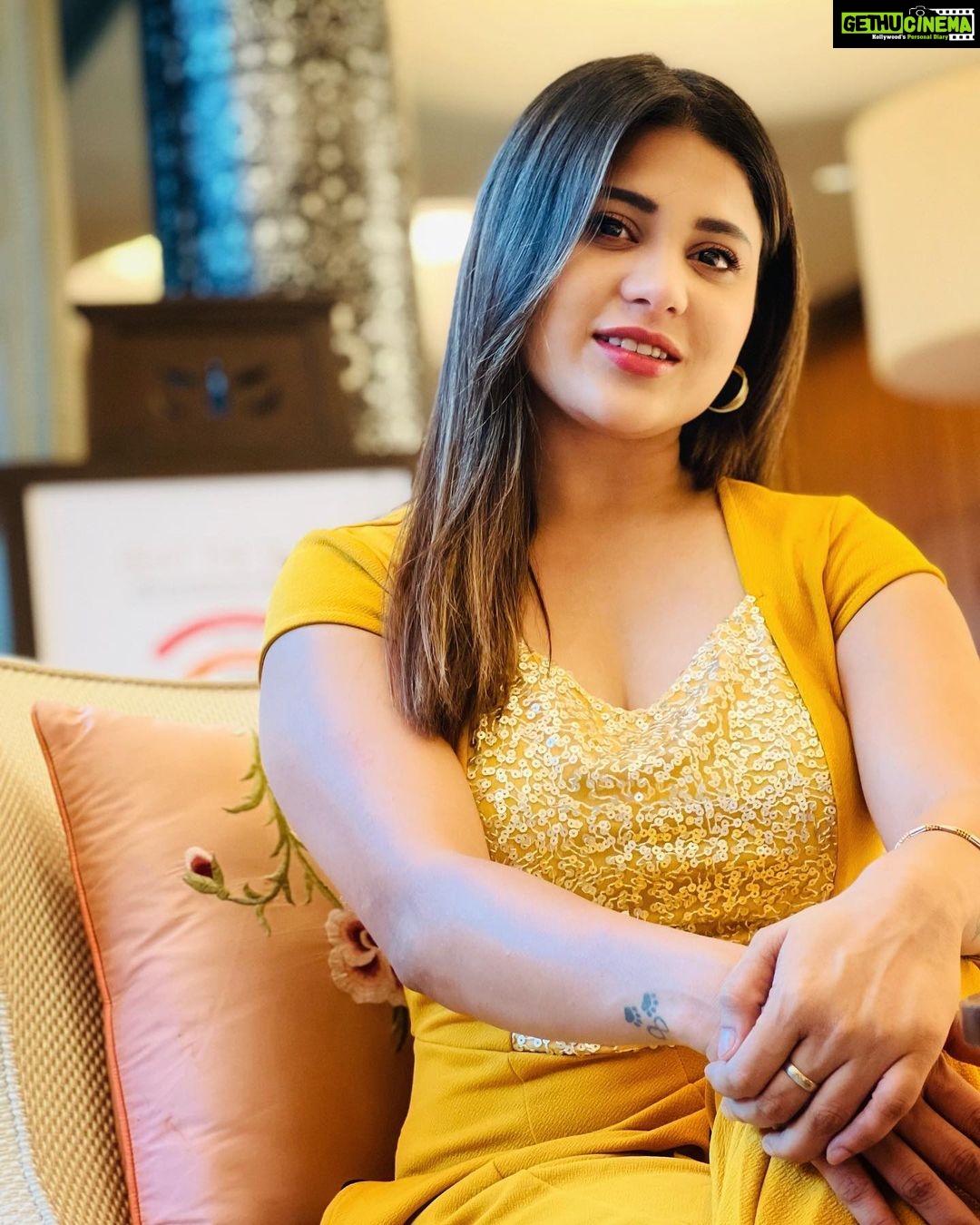 Hamida Khatoon Instagram – 💛💛💛💛 #hamida #hamidakhatoon #smile #love # ...