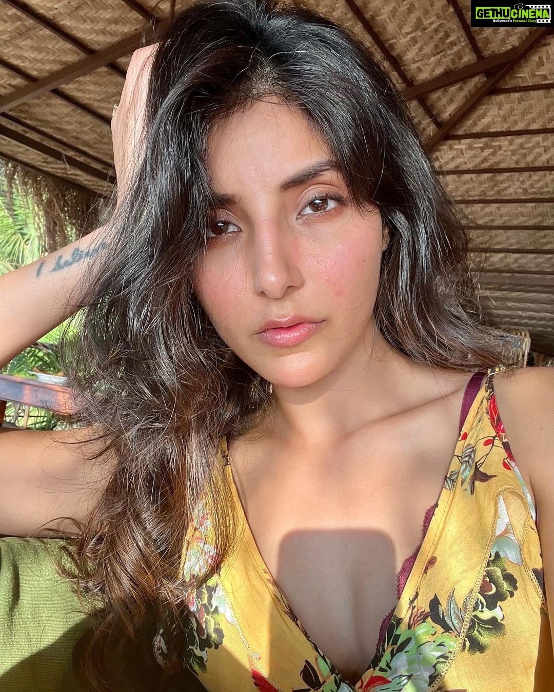 Harshita Gaur Instagram – 🍹 | Gethu Cinema