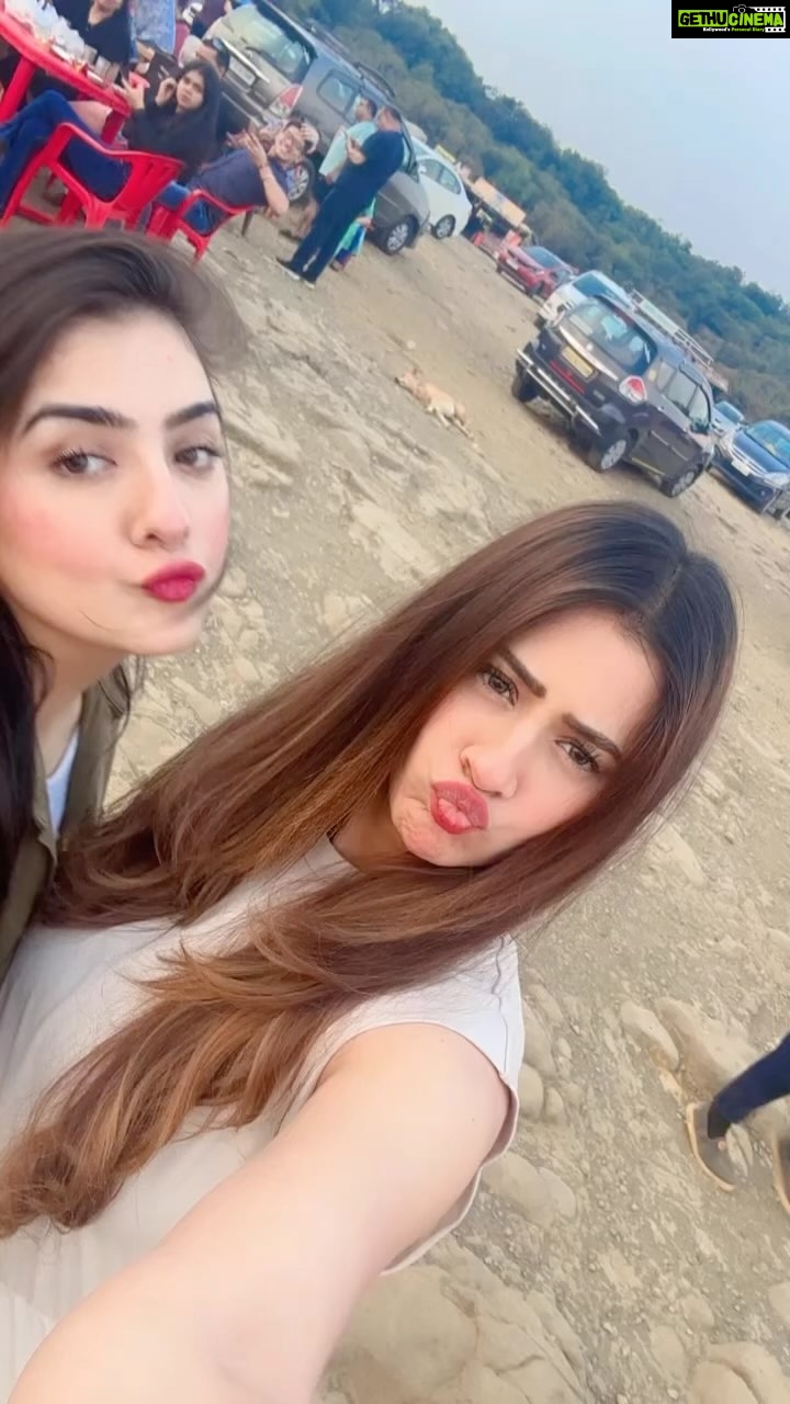 Hiba Nawab Instagram – My OG Dilbar ♥️ @raashi_bawa | Gethu Cinema