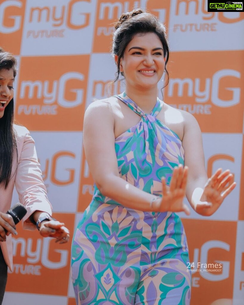 Actress Honey Rose HD Instagram Photos and Wallpapers December 2022 ...