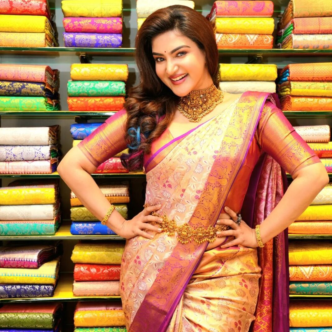 Actress Honey Rose HD Instagram Photos and Wallpapers May 2023 | Gethu ...