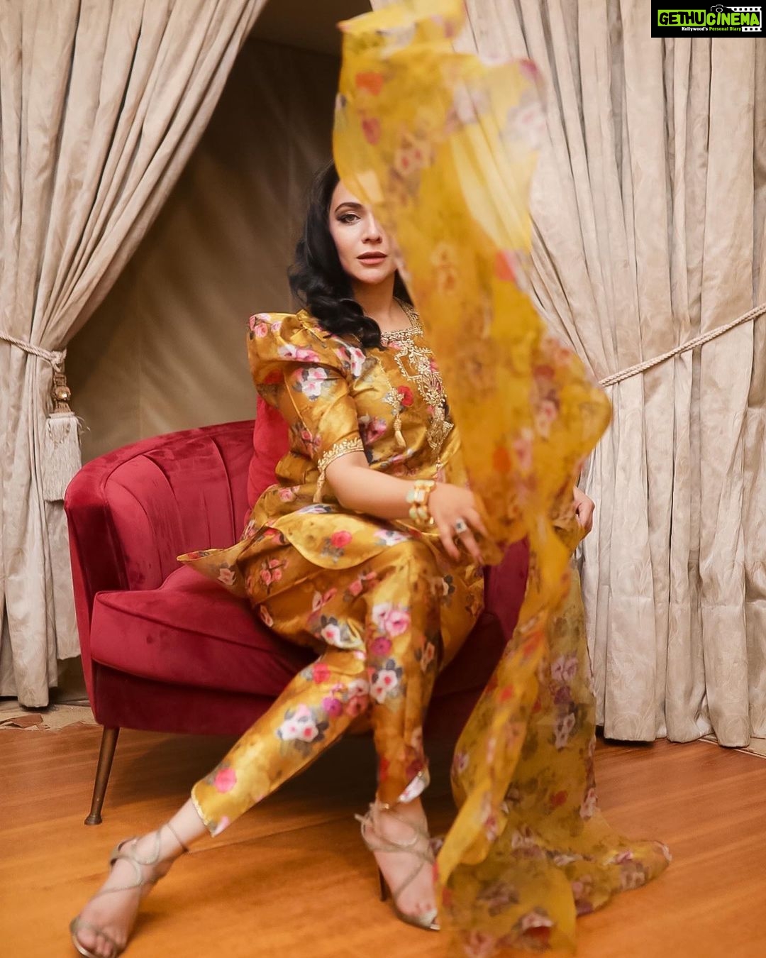 Humaima Malick's Most Liked Photos and Posts - Gethu Cinema