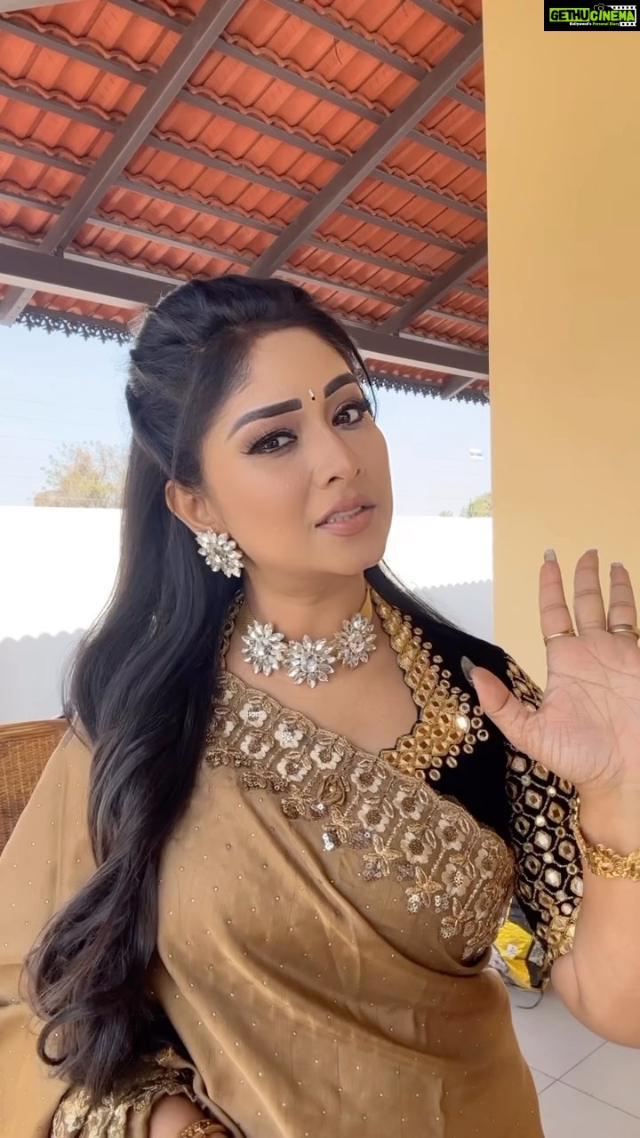 Actress Manjula Paritala HD Instagram Photos and Wallpapers February ...