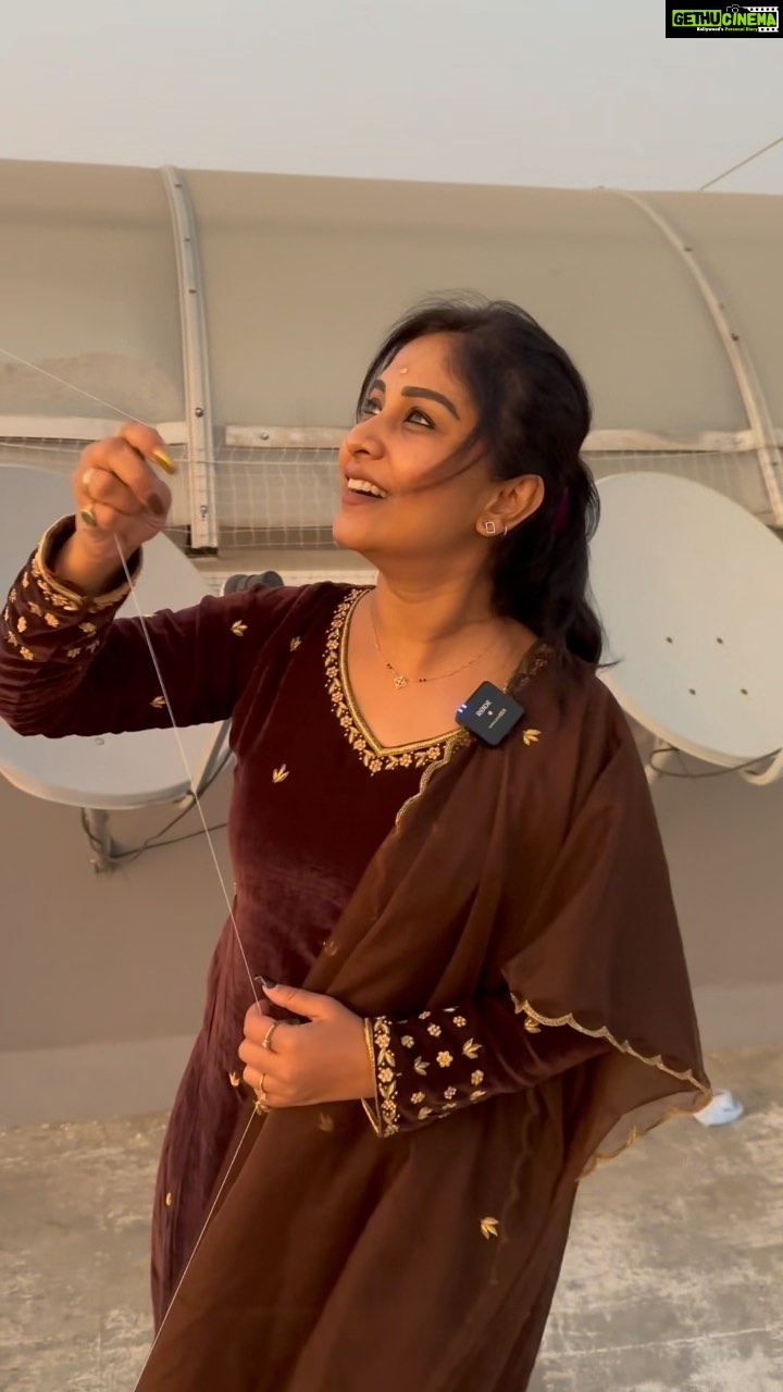 Actress Manjula Paritala HD Instagram Photos and Wallpapers February ...