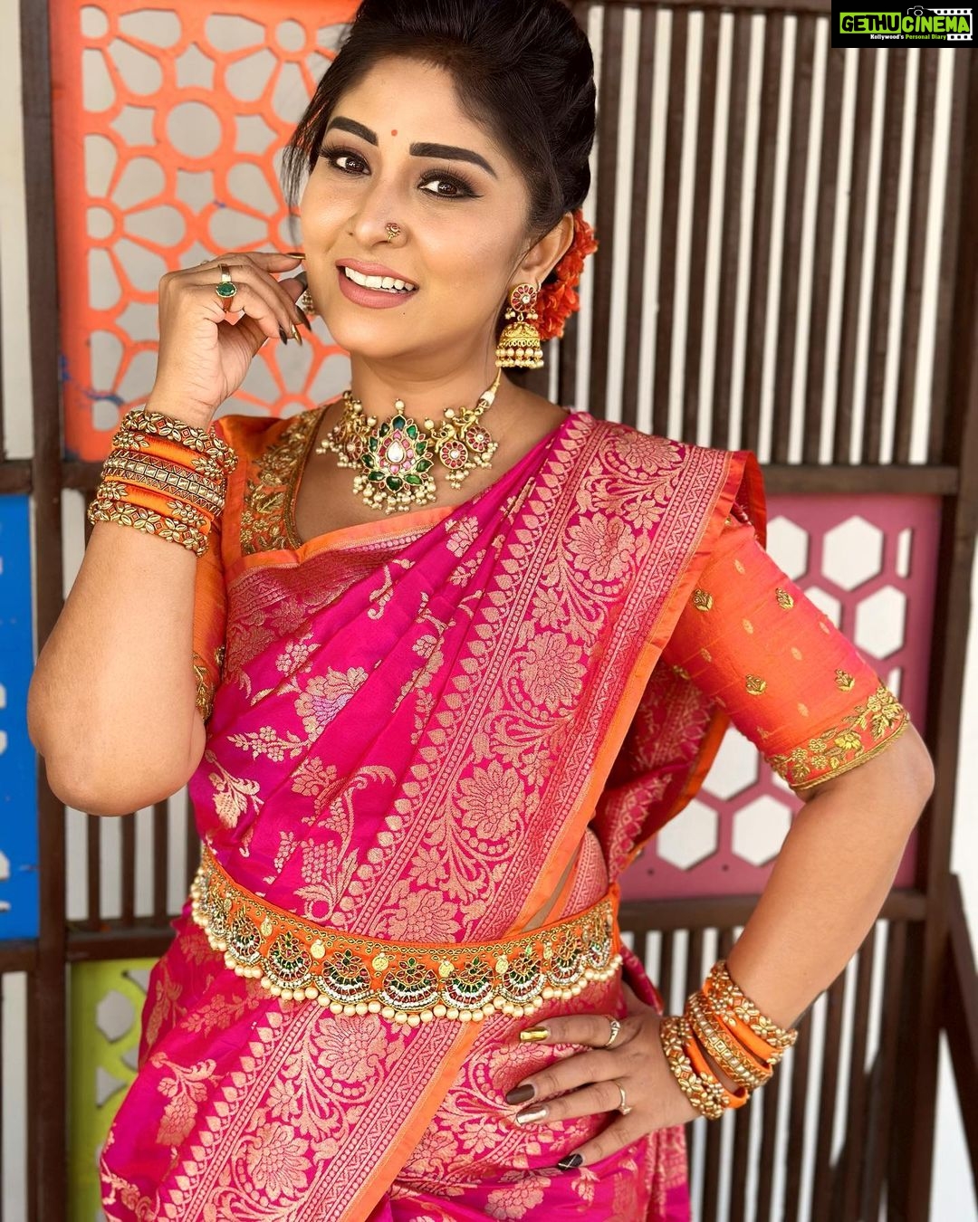 Actress Manjula Paritala HD Instagram Photos and Wallpapers February ...