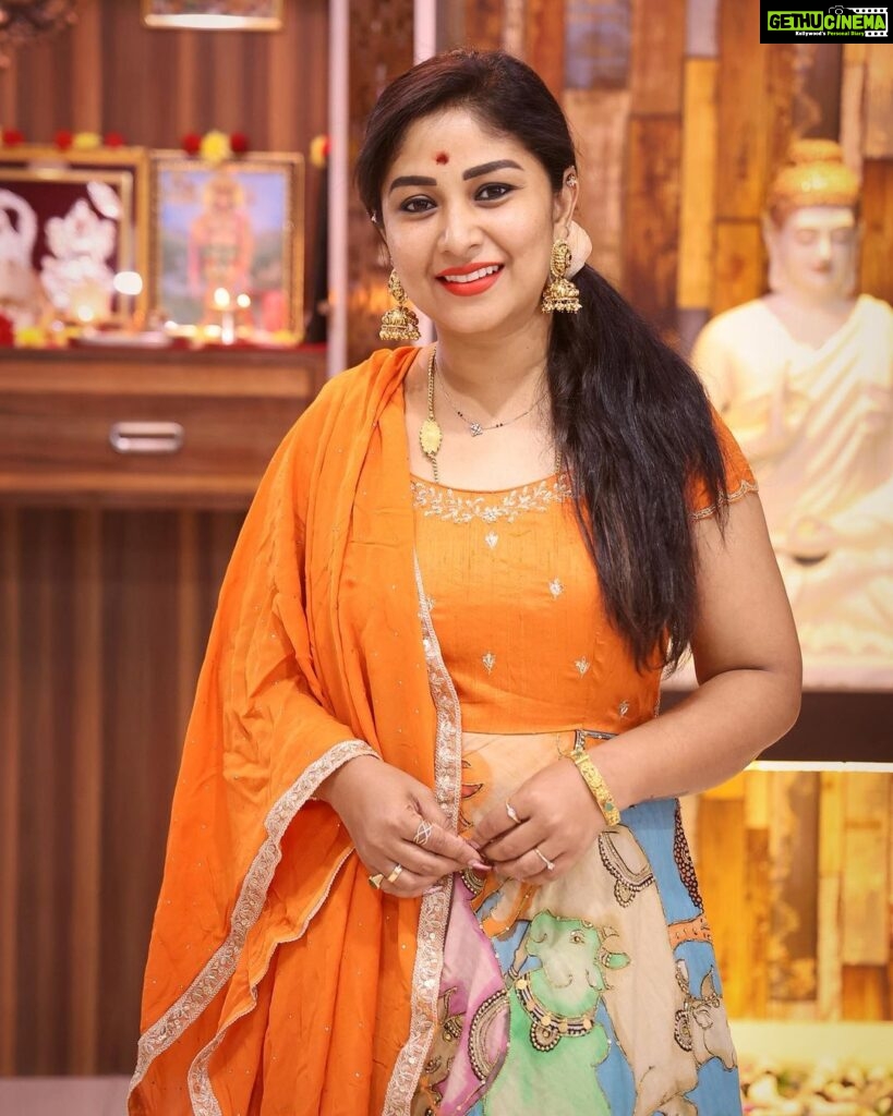 Actress Manjula Paritala HD Instagram Photos and Wallpapers April 2023 ...
