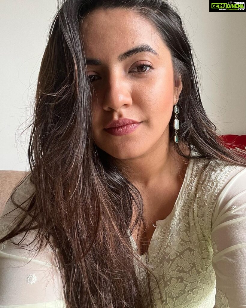 Meera Deosthale Instagram – Two three four much fun 😬😜 | Gethu Cinema