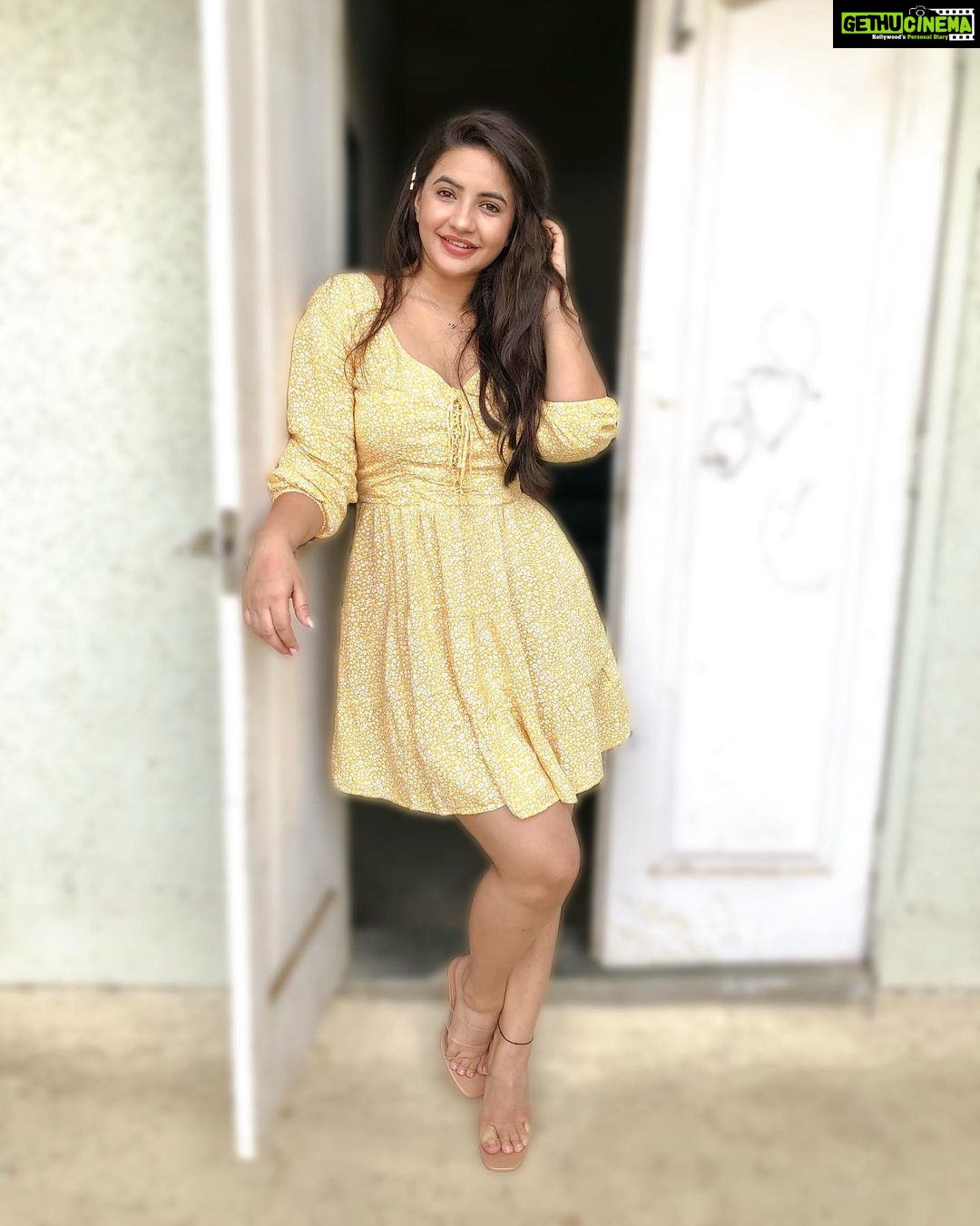 Meera Deosthale Instagram – 💛 | Gethu Cinema