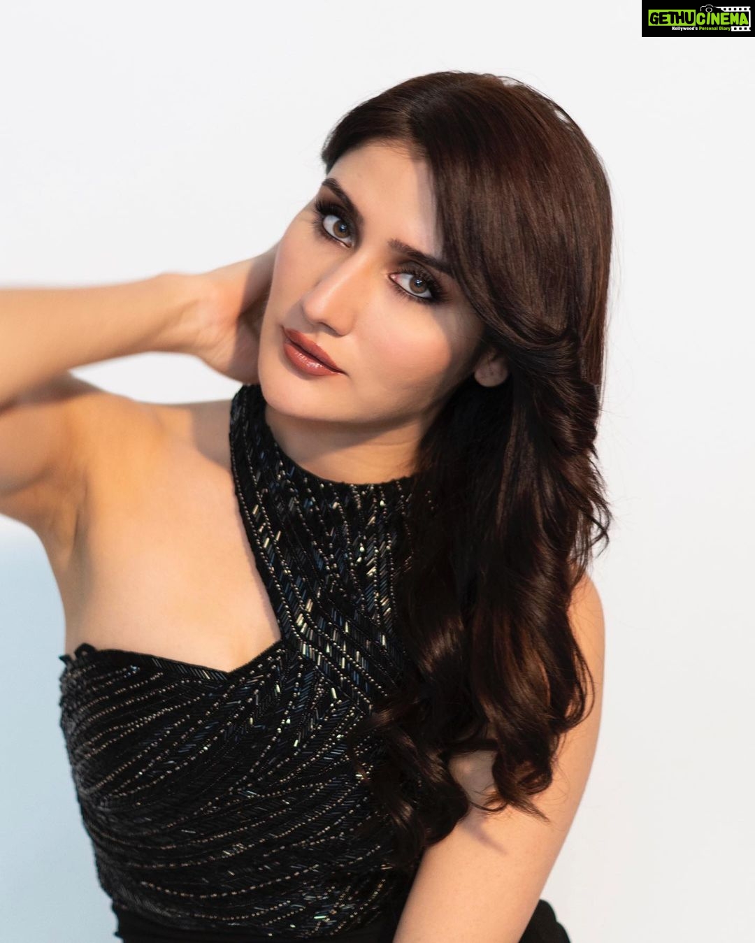 Actress Monica Sharma HD Photos and Wallpapers March 2022 - Gethu Cinema