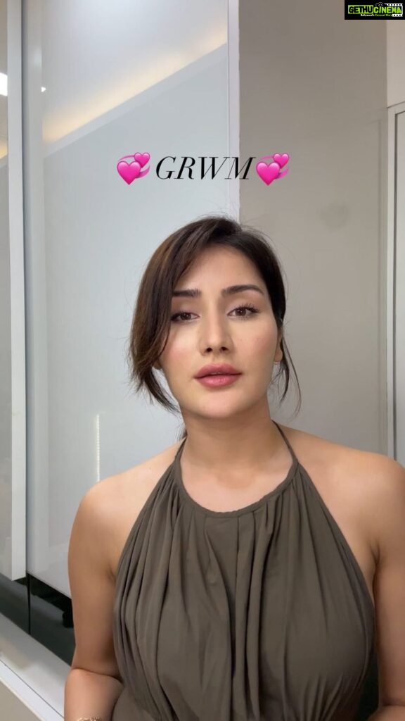 Actress Monica Sharma HD Instagram Photos and Wallpapers April 2023 ...