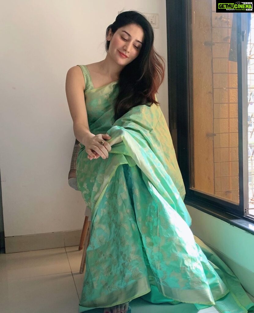 Actress Monica Sharma HD Photos and Wallpapers July 2021 - Gethu Cinema