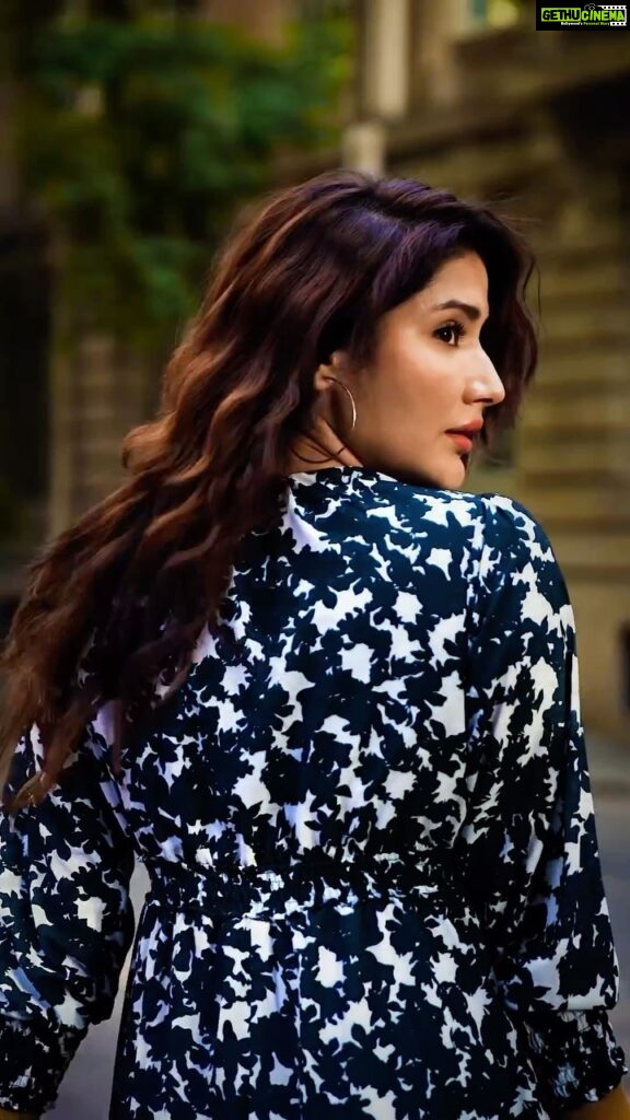 Actress Monica Sharma HD Instagram Photos and Wallpapers April 2023 ...