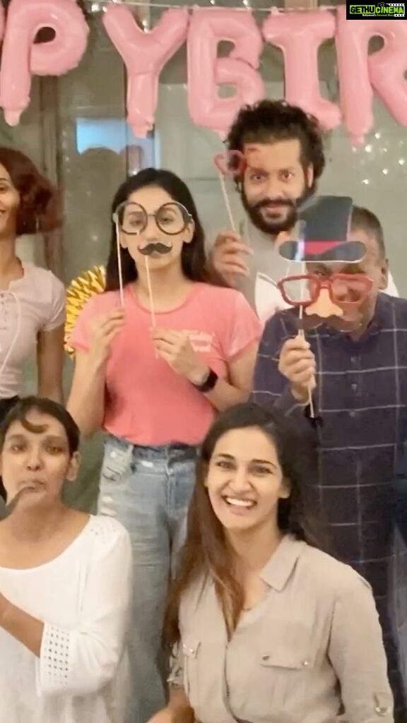 Mukti Mohan Instagram - Kusum Sharma in the house guyssss!!!! My mom is ...