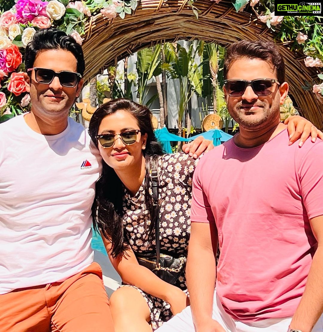 Actress Neha Gowda HD Instagram Photos and Wallpapers January 2023 | Gethu Cinema