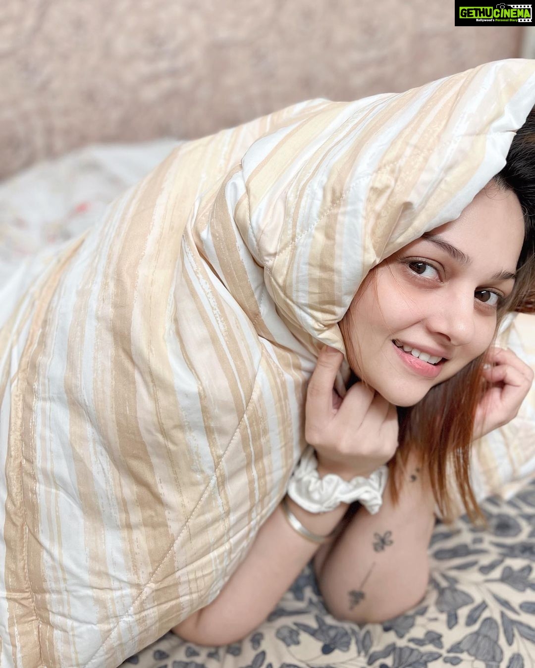Actress Nehalaxmi Iyer HD Instagram Photos and Wallpapers January 2023 ...