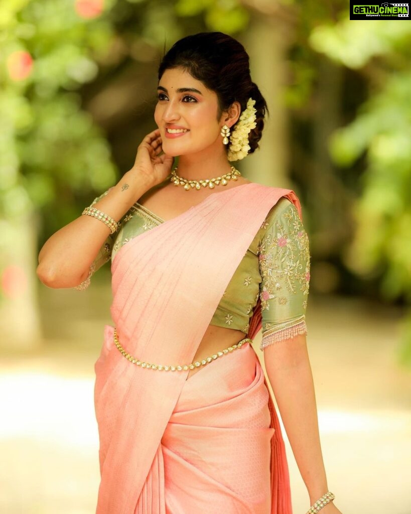 Actress Nimeshika Radhakrishnan HD Photos and Wallpapers March 2022 ...