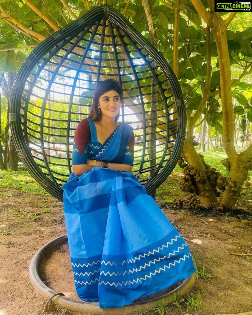 Actress Nimeshika Radhakrishnan HD Instagram Photos and Wallpapers ...