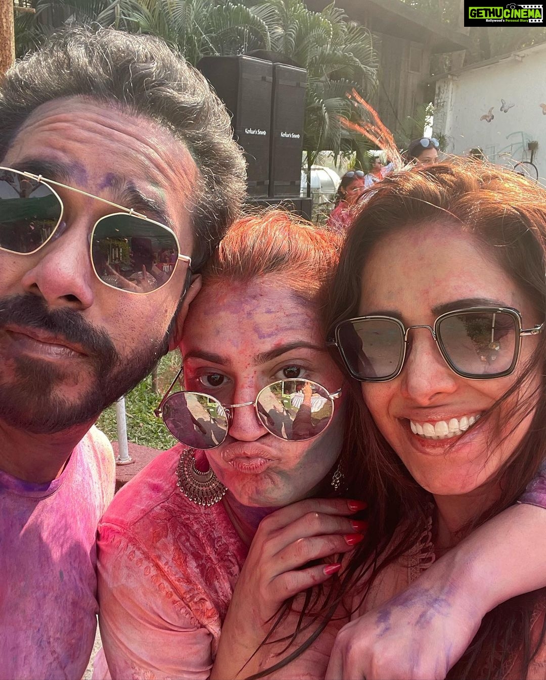 Nushrratt Bharuccha Instagram – Holi ho toh aisi ho! Nahi toh naa ho ...