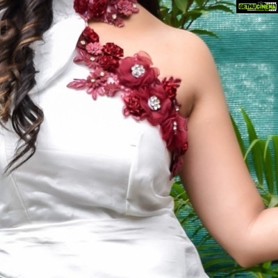 Actress Pallavi Gowda HD Photos and Wallpapers October 2020 - Gethu Cinema