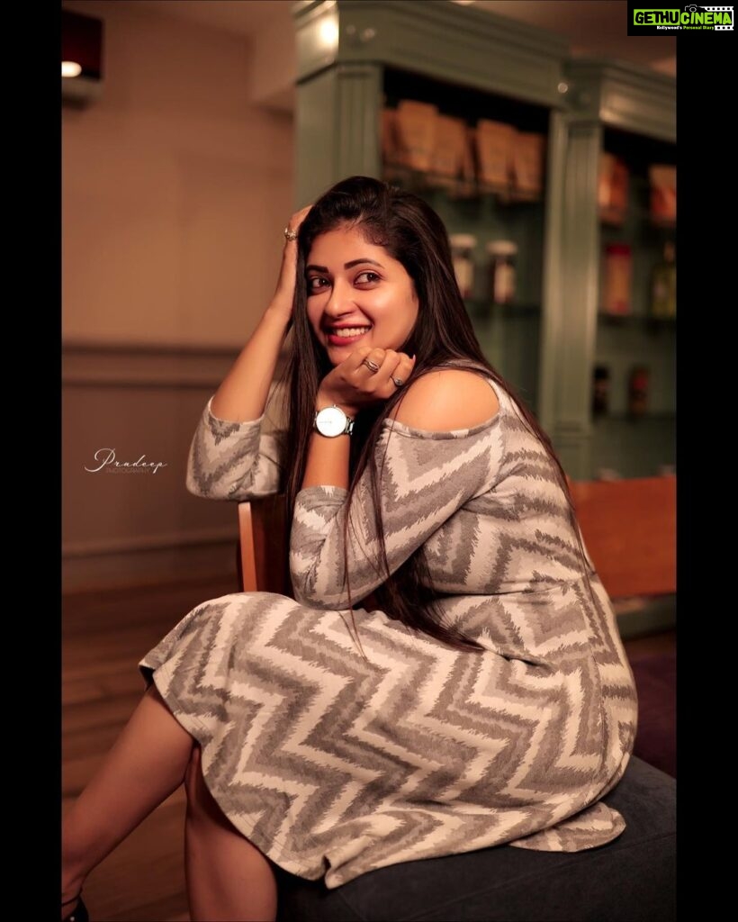 Actress Pallavi Gowda HD Instagram Photos and Wallpapers January 2022 | Gethu Cinema
