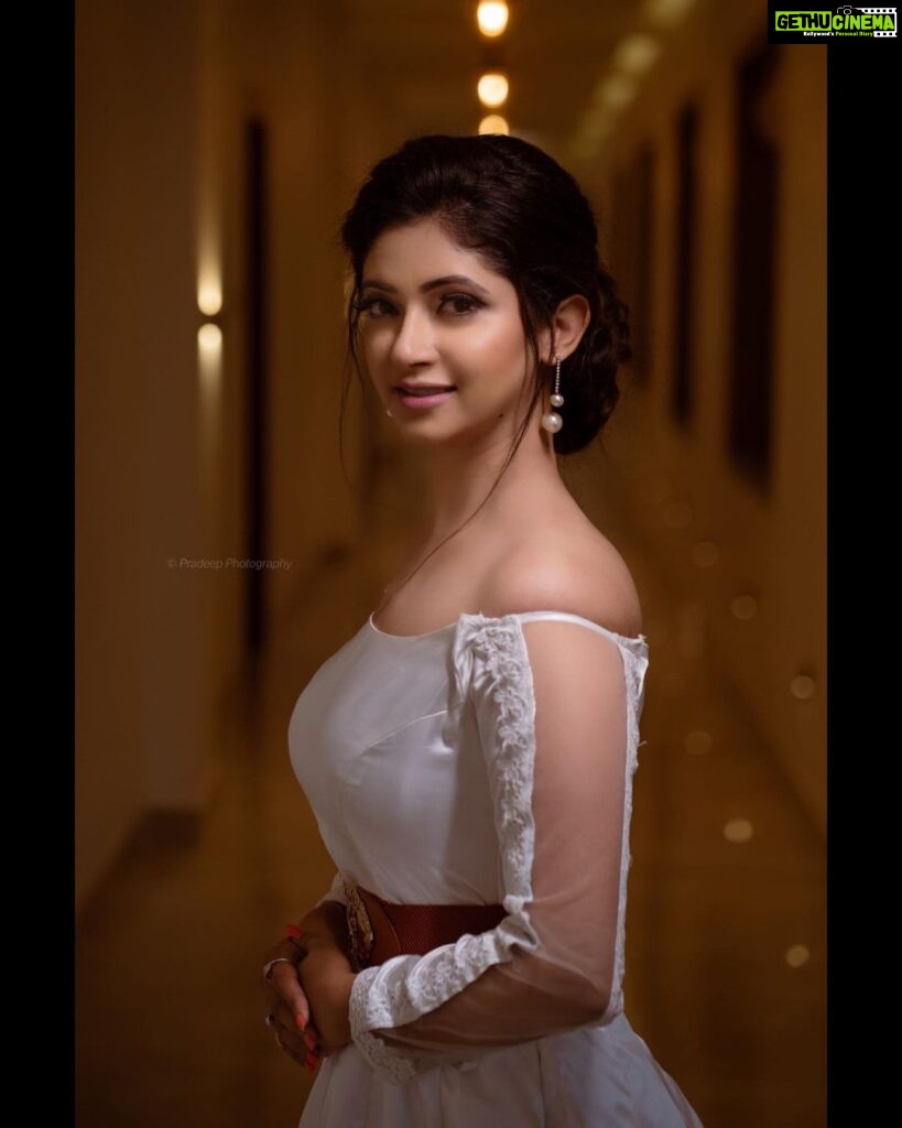 Actress Pallavi Gowda HD Instagram Photos and Wallpapers January 2022 ...