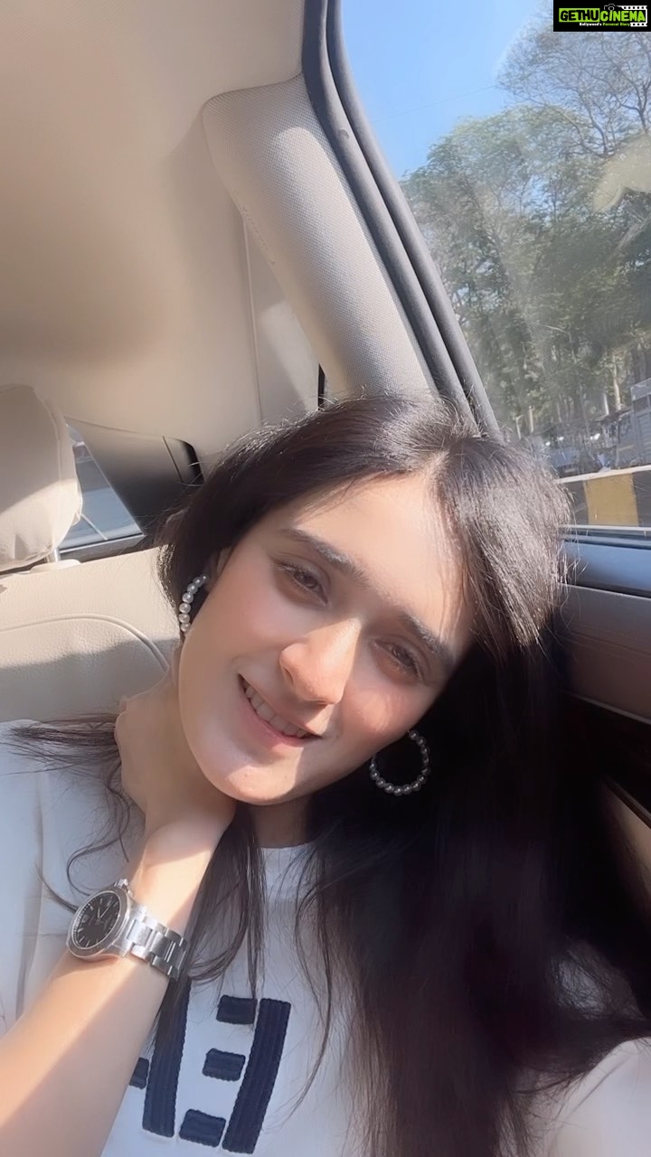 Actress Pankhuri Awasthy Rode HD Photos and Wallpapers February 2023 ...