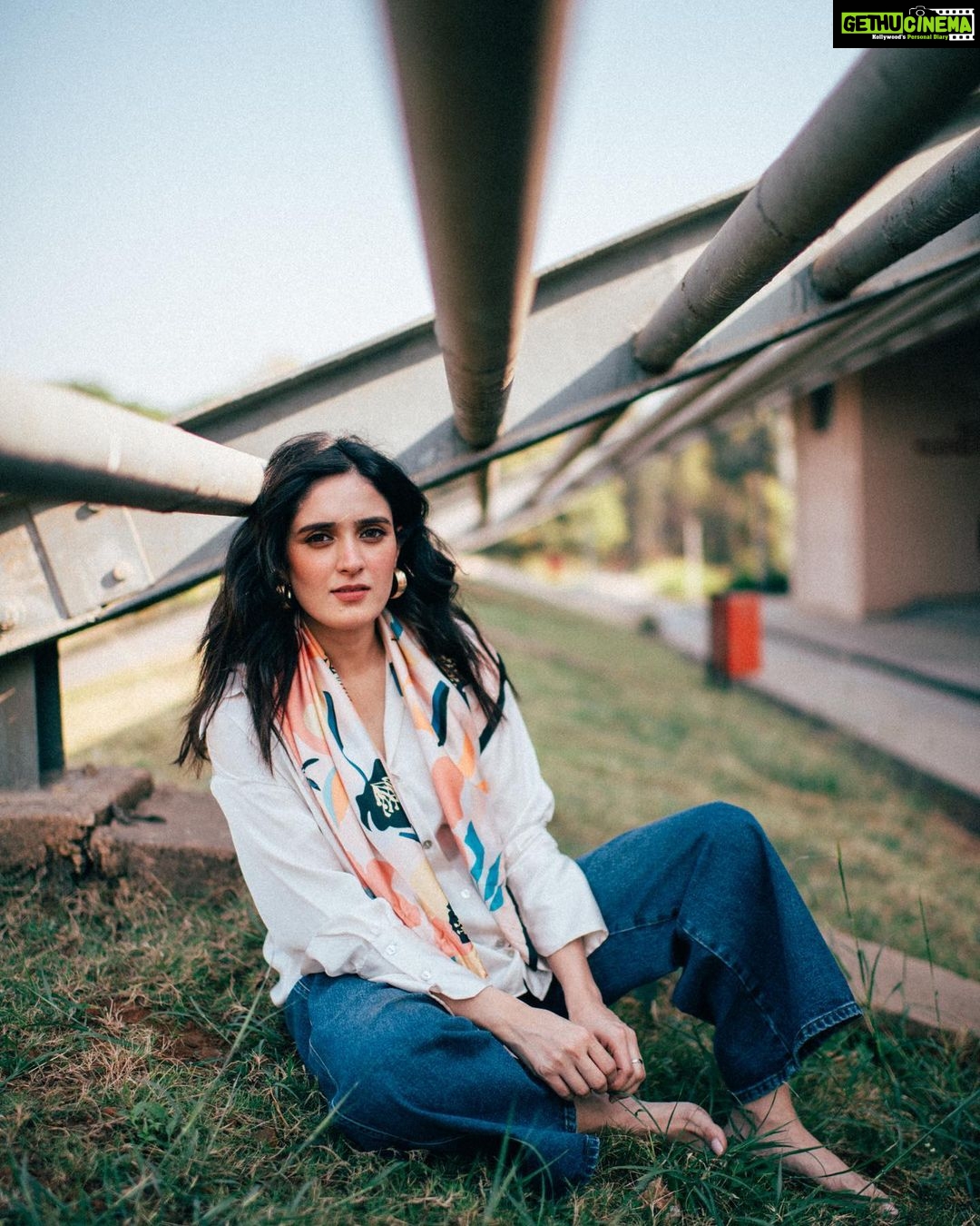 Actress Pankhuri Awasthy Rode HD Photos and Wallpapers April 2023 ...