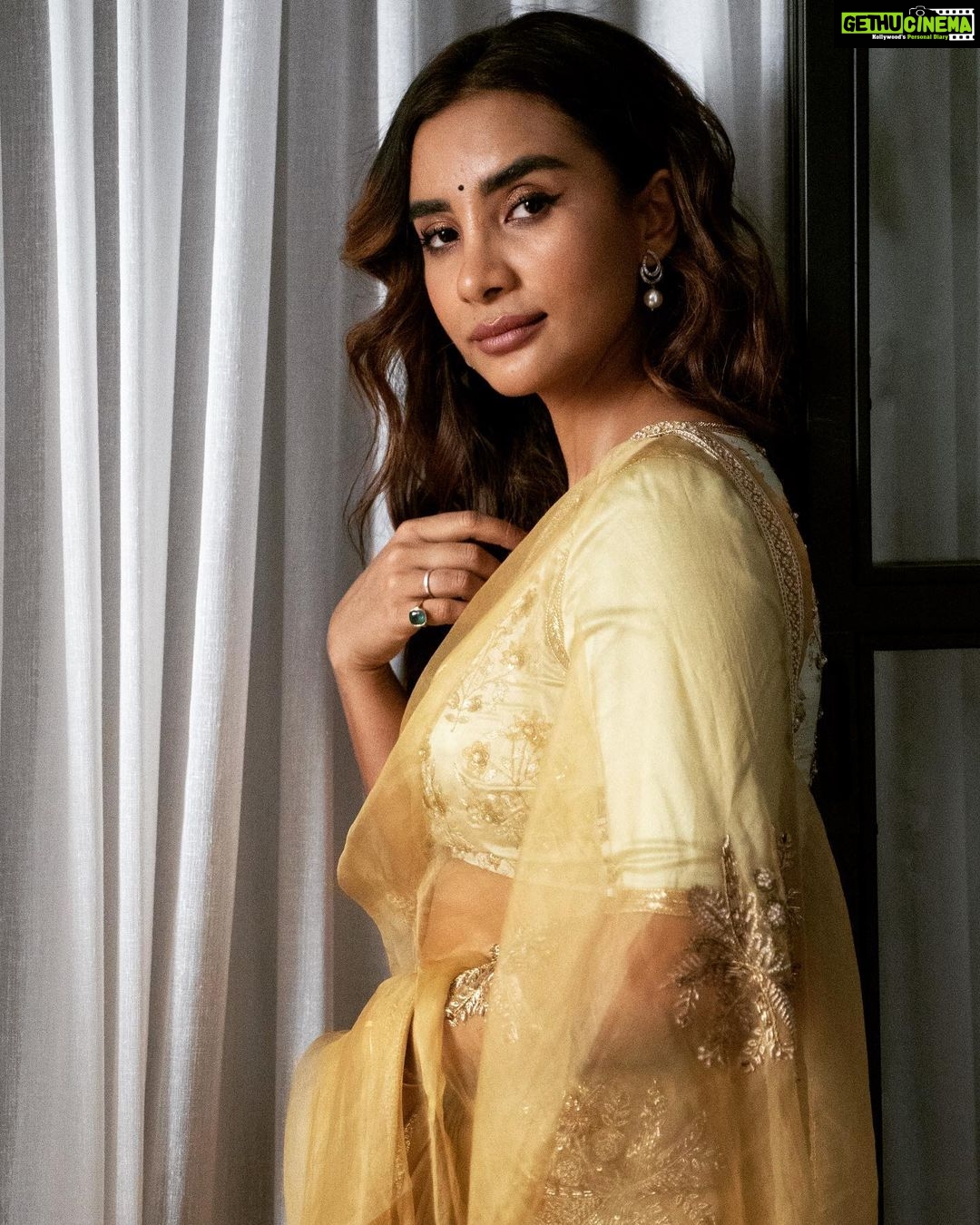 Actress Patralekha HD Photos and Wallpapers December 2022 - Gethu Cinema
