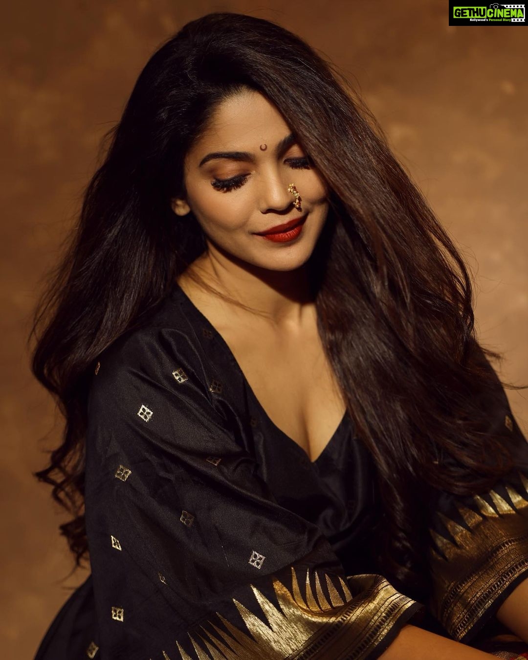 Actress Pooja Sawant HD Instagram Photos and Wallpapers December 2022 ...