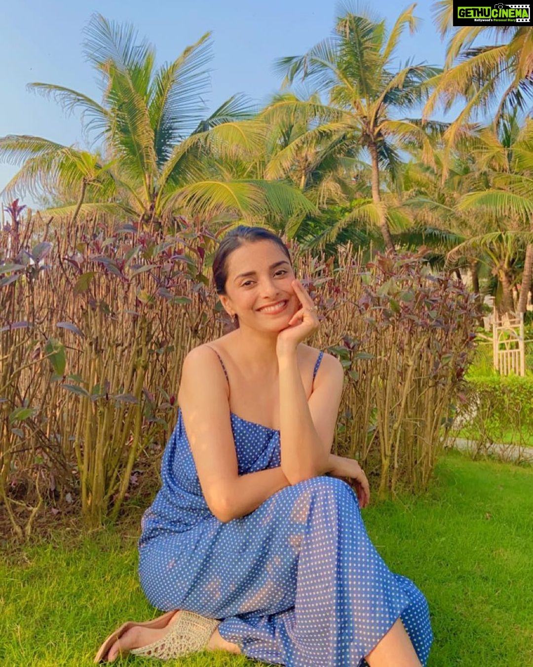 Actress Pooja Sharma HD Instagram Photos and Wallpapers December 2022 ...