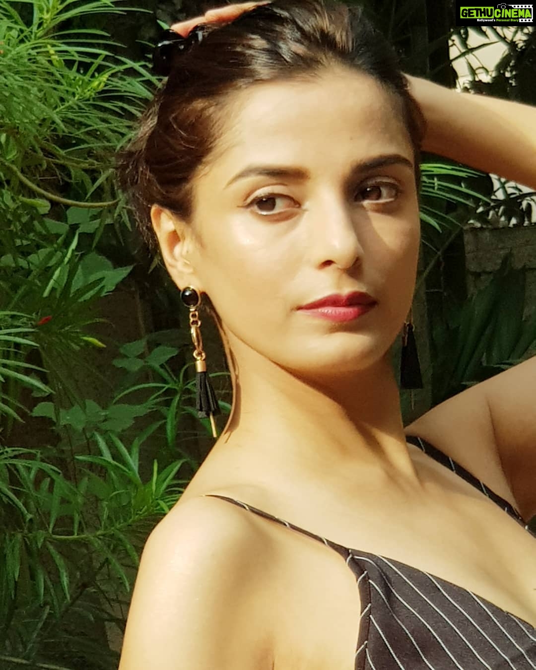 Pooja Sharma Instagram – Fire in the soul…Grace in the heart 💫 #instagram #instagood # ...