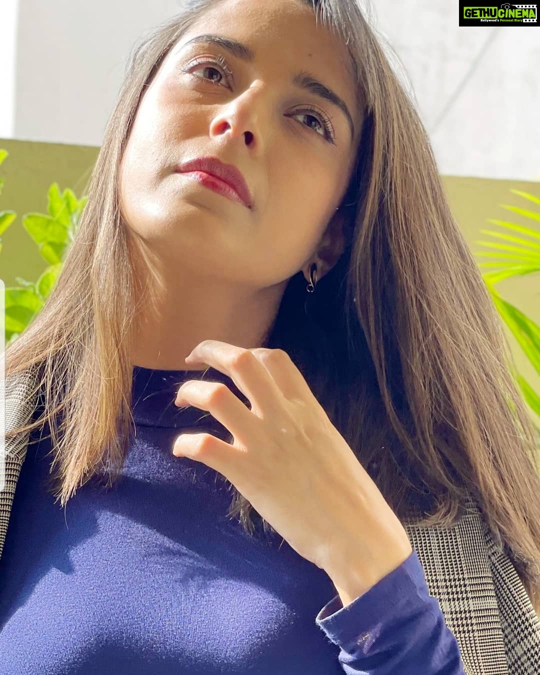 Actress Pooja Sharma HD Photos and Wallpapers June 2022 - Gethu Cinema