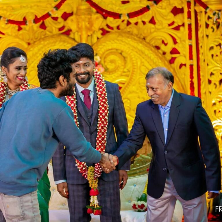 Actor Pradeep Ranganathan HD Photos and Wallpapers October 2021 - Gethu ...