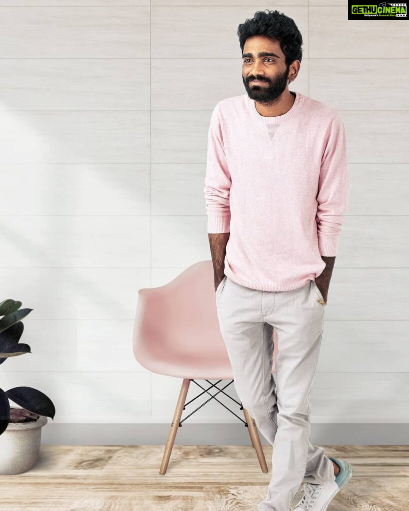 Pradeep Ranganathan Instagram – Throwback 2016 😄 With the self made ...