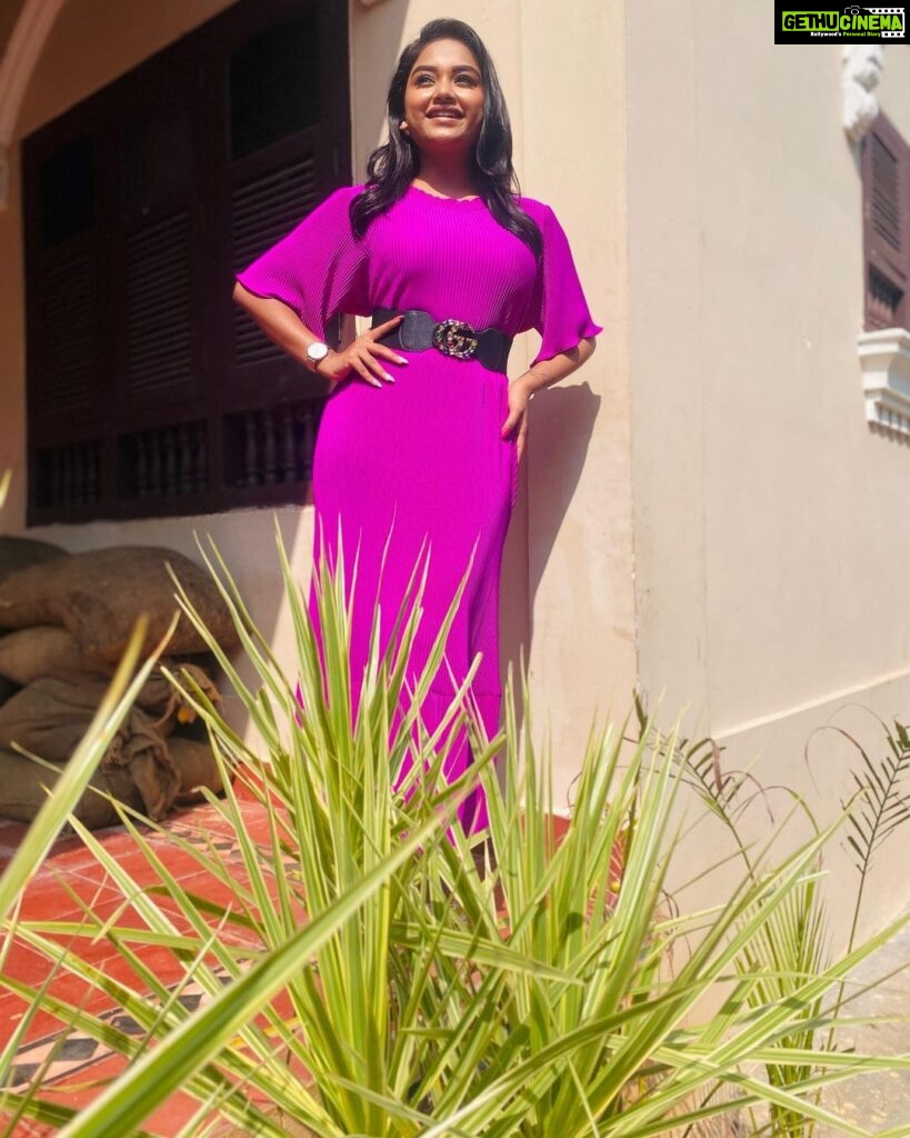 Actress Preethi Sharma HD Photos and Wallpapers February 2023 - Gethu ...