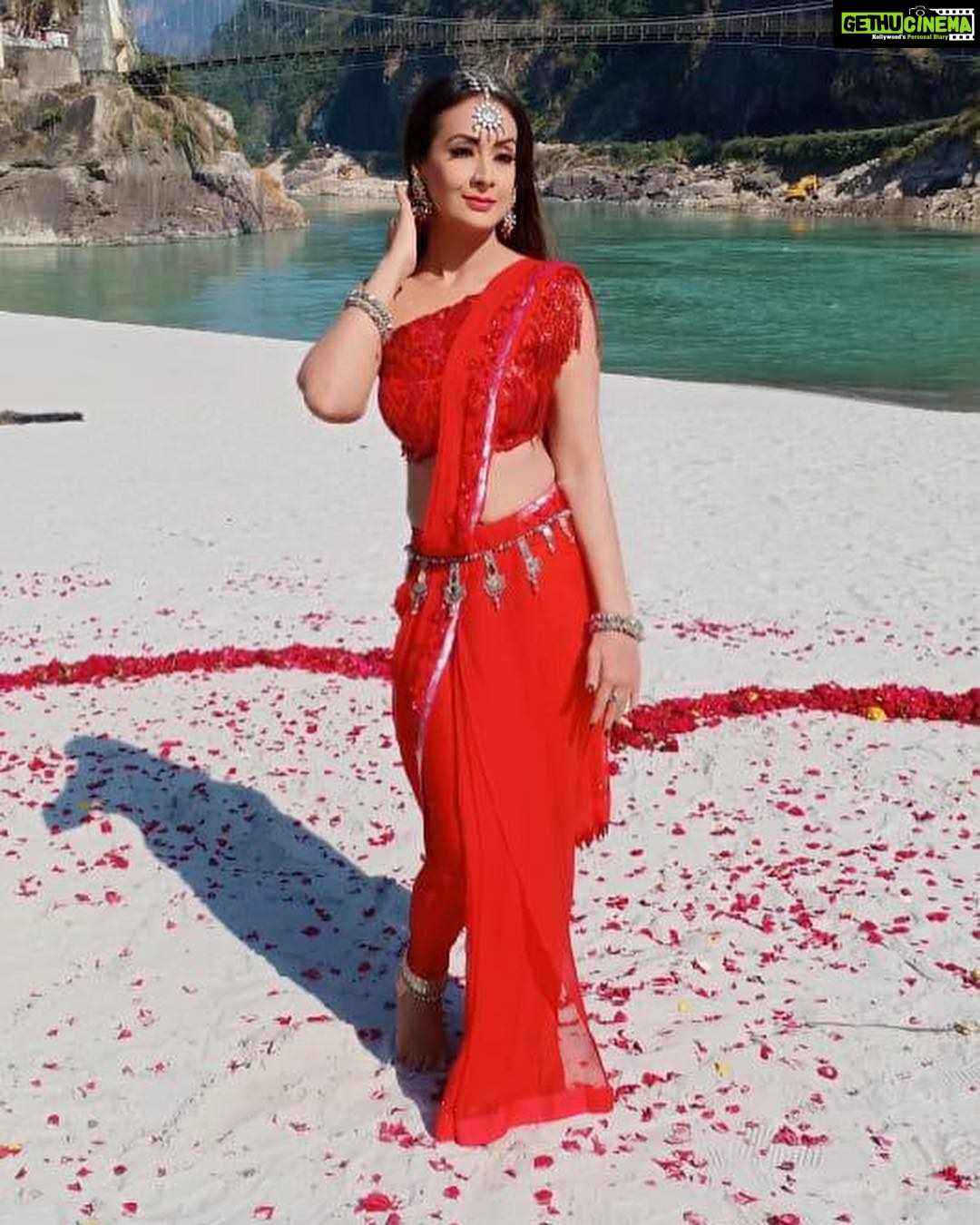 Preeti Jhangiani Instagram – Whatever it takes or how my heart breaks I ...