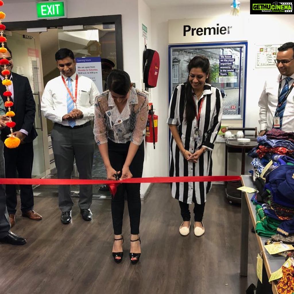 Preeti Jhangiani Instagram – Inaugurating the Helping Hand Mela at the ...