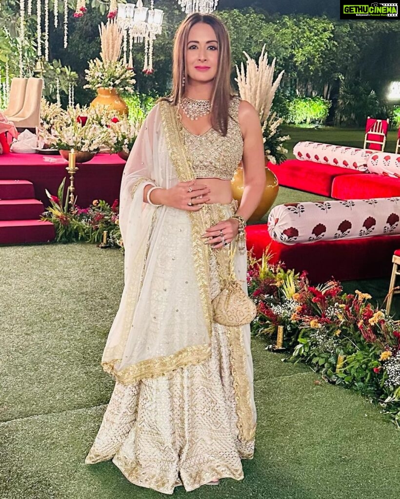 Actress Preeti Jhangiani HD Photos and Wallpapers December 2022 - Gethu ...