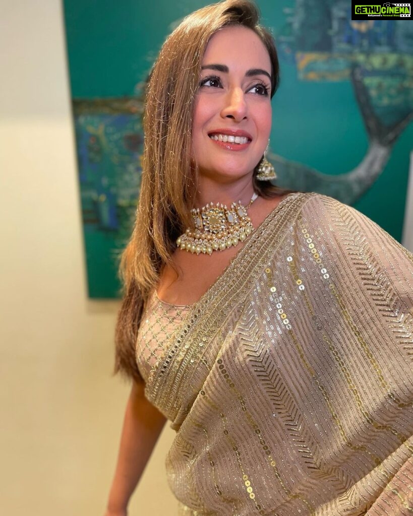 Actress Preeti Jhangiani HD Photos and Wallpapers June 2022 - Gethu Cinema
