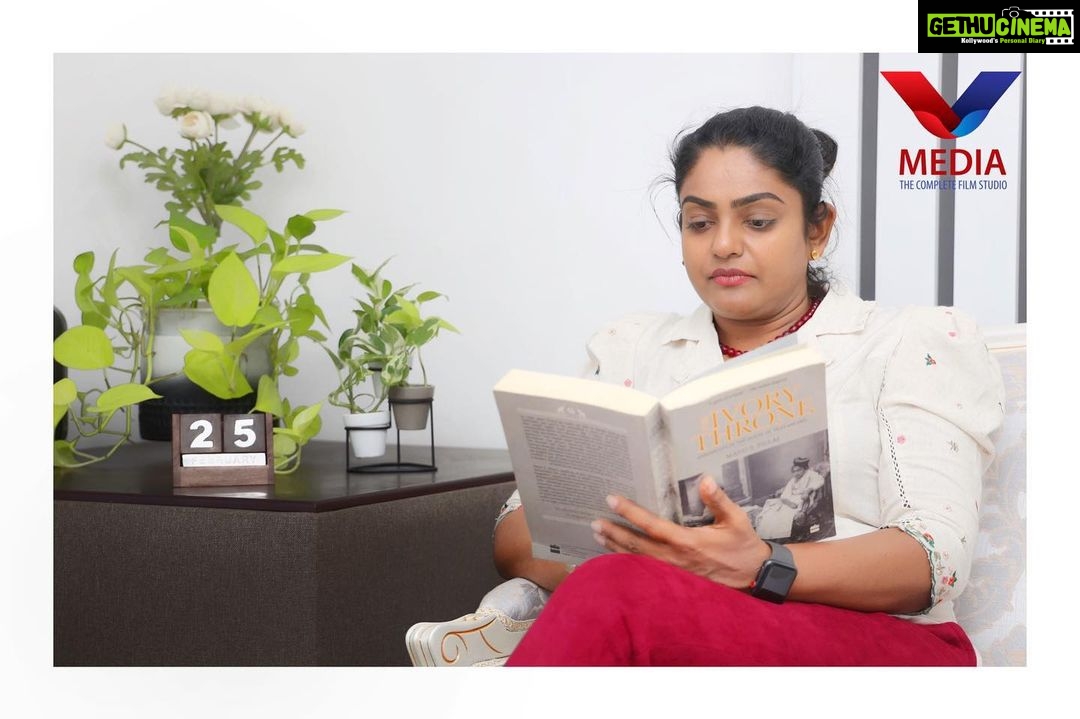 Premi Viswanath Instagram – @vmediakochi @drvineethbhatt @maria_ransom ...