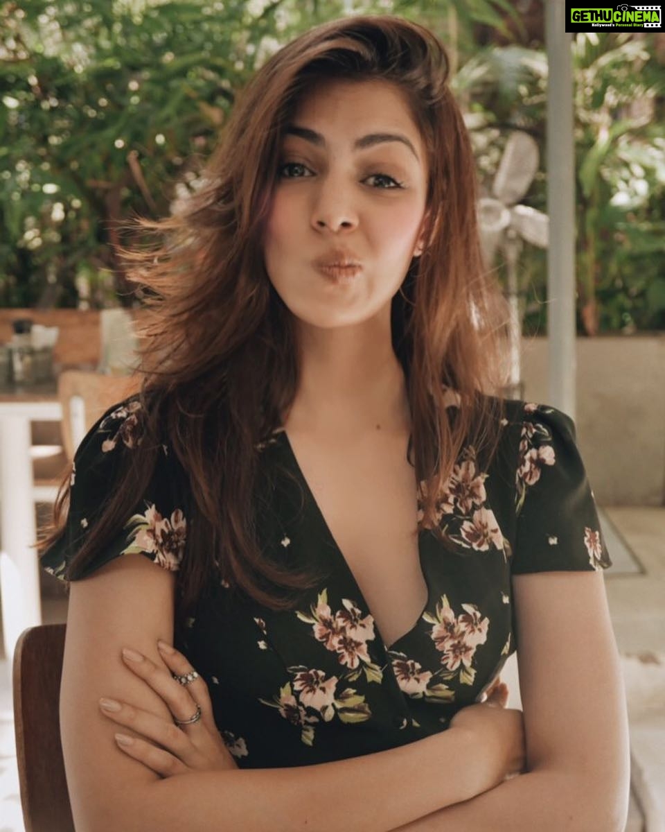 Rhea Chakraborty Instagram - Bizzare breakfast vibes , 📸 by ...