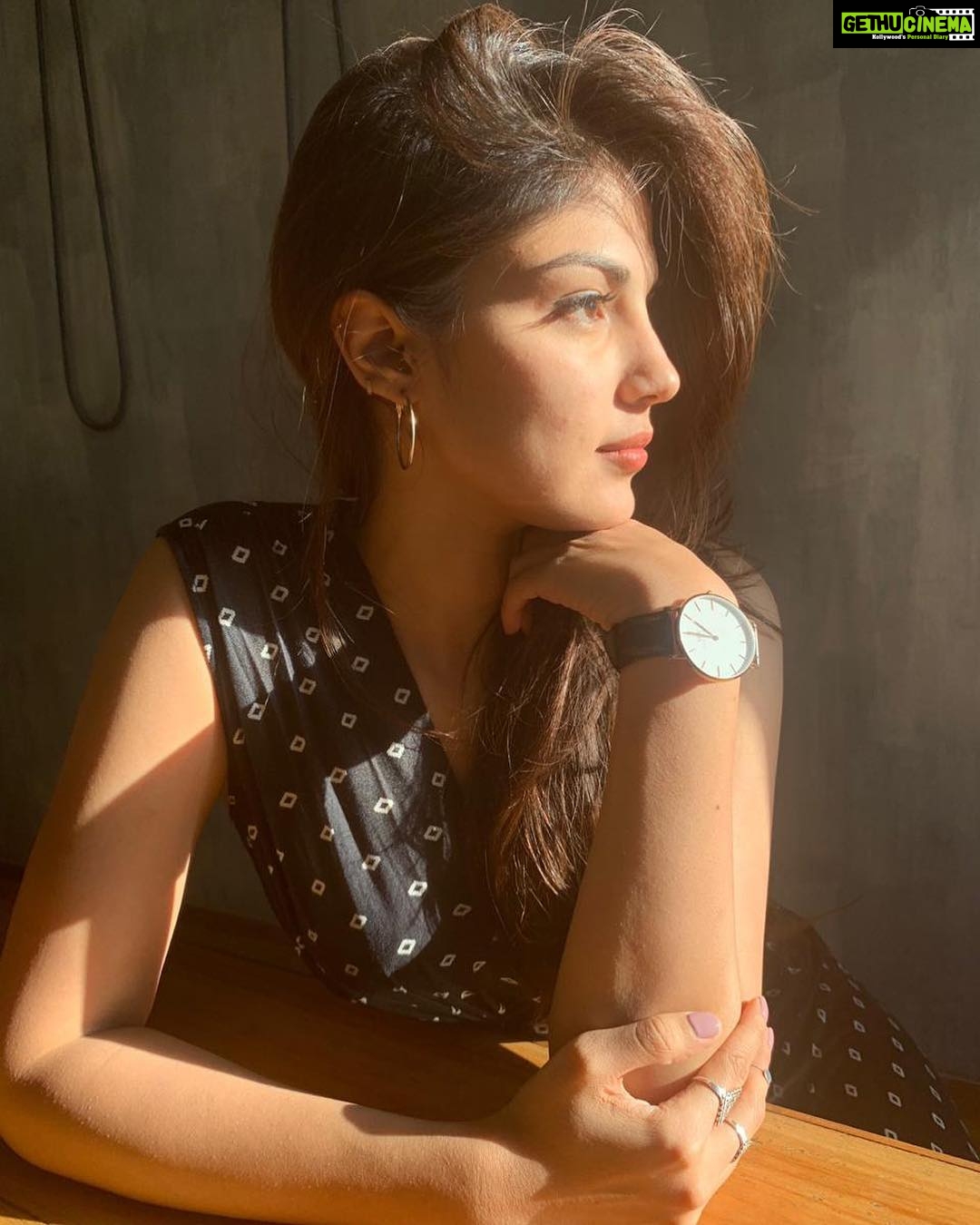 Rhea Chakraborty Instagram – Celebrate Diwali with @danielwellington ...