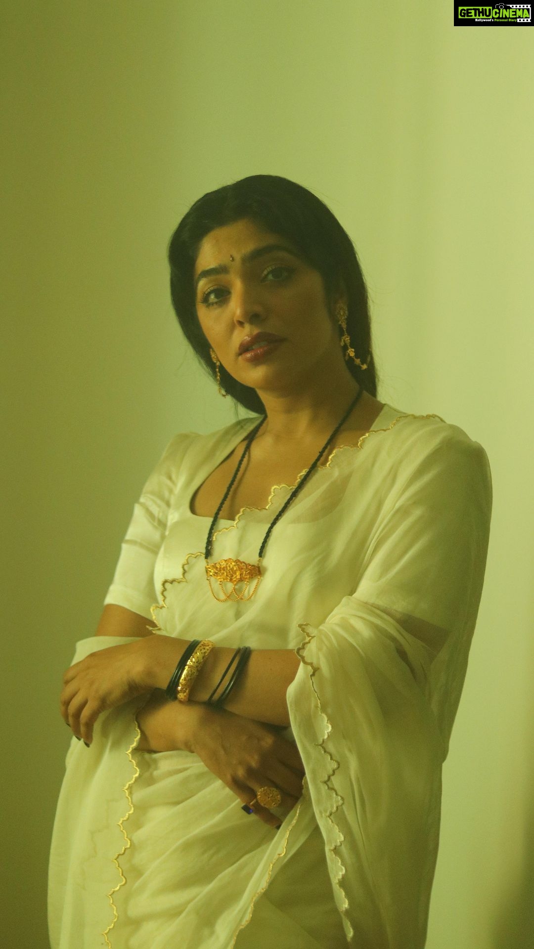 Rima Kallingal Instagram – 𝘽𝙝𝙖𝙧𝙜𝙖𝙫𝙞 From the scripts of Basheer ...