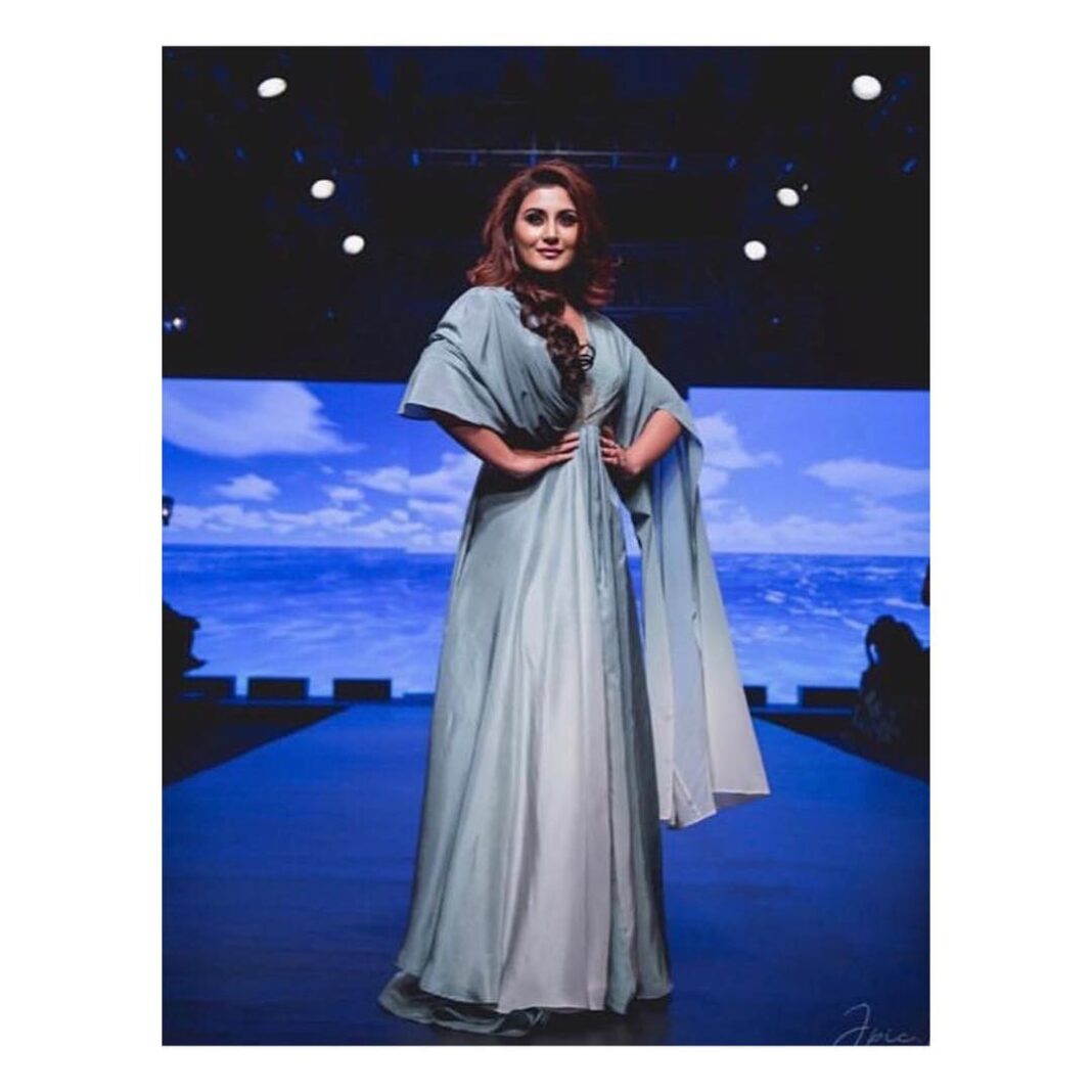 Actress Rimi Sen HD Photos and Wallpapers March 2019 - Gethu Cinema