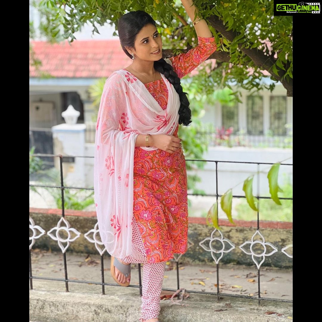 Rithika Tamil Selvi Instagram – Amirtha is back from today’s episode of ...