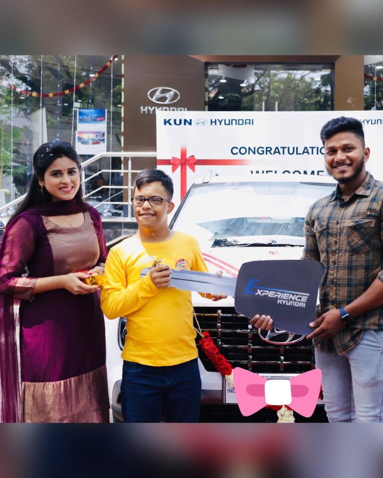 Rithika Tamil Selvi Wiki, Biography, Age, Gallery, Spouse and more