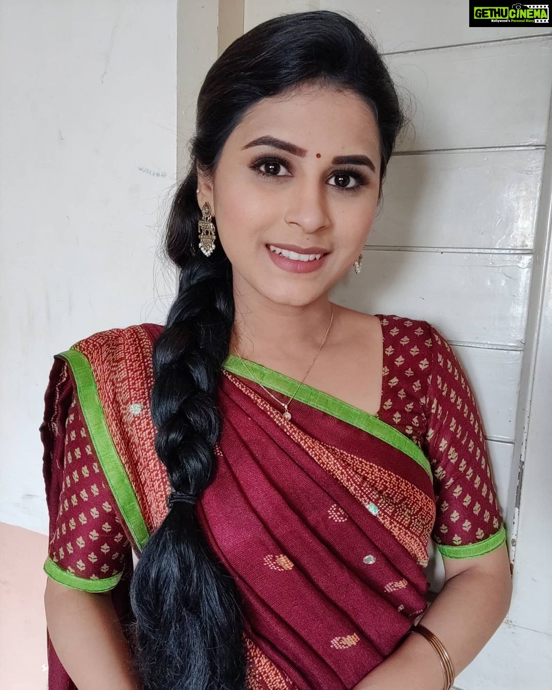 Actress Rithika Tamil Selvi HD Instagram Photos and Wallpapers April 2023 | Gethu Cinema